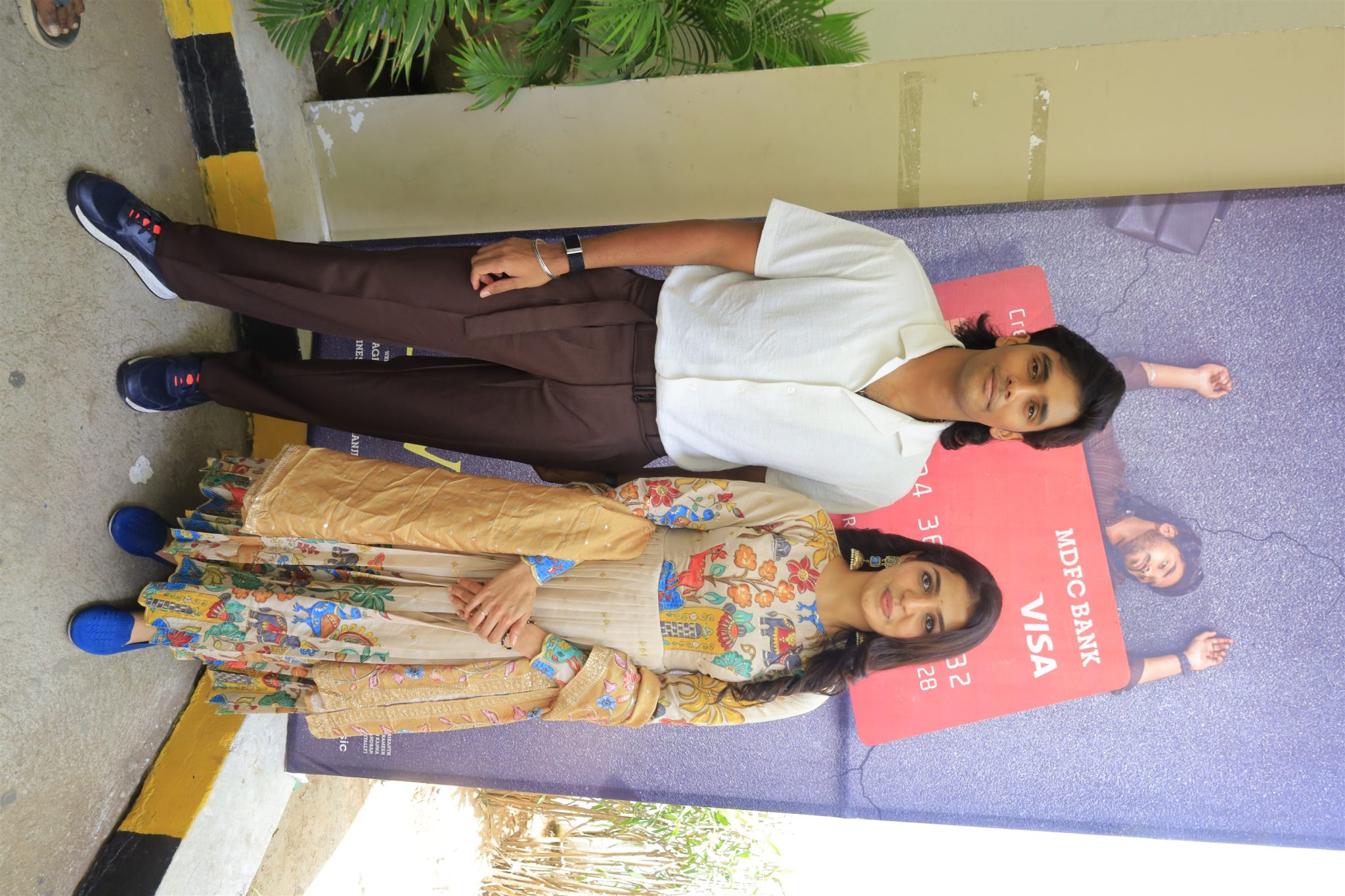 PAVISH NARAYAN’S LOVE OH LOVE TEASER TURNS UP THE MADNESS WITH ROMANCE ...